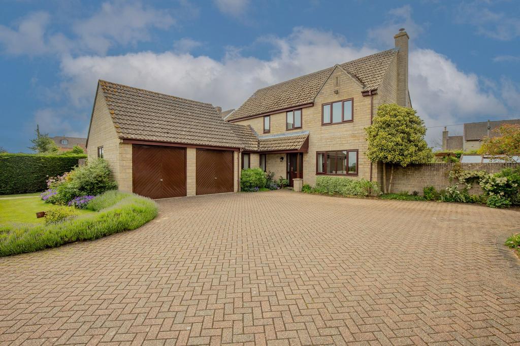 The Common, Brinkworth, SN15 4 bed detached house for sale - £650,000
