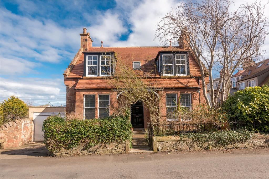 Harewood Cottage, 18 Ware Road, North... 4 bed detached house - £640,000