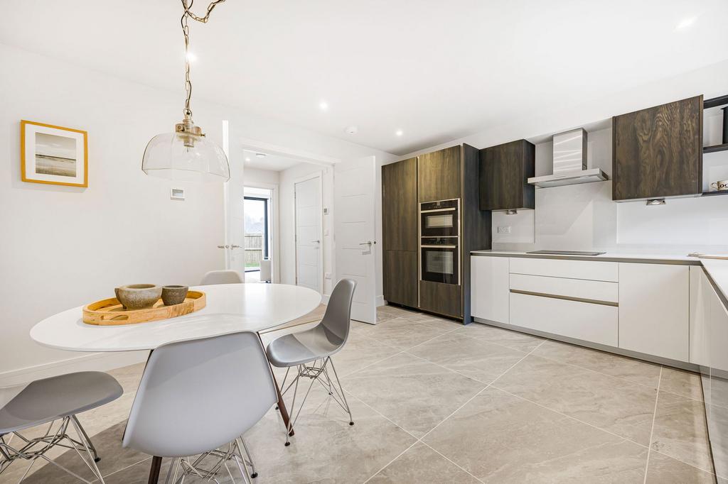 Church Square, Stroud, GL5 4 bed terraced house - £450,000