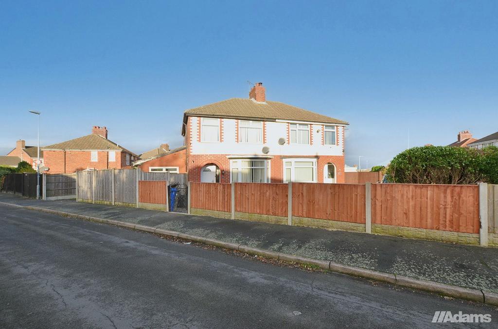 Saxon Road, Runcorn 3 bed semi-detached house - £165,000