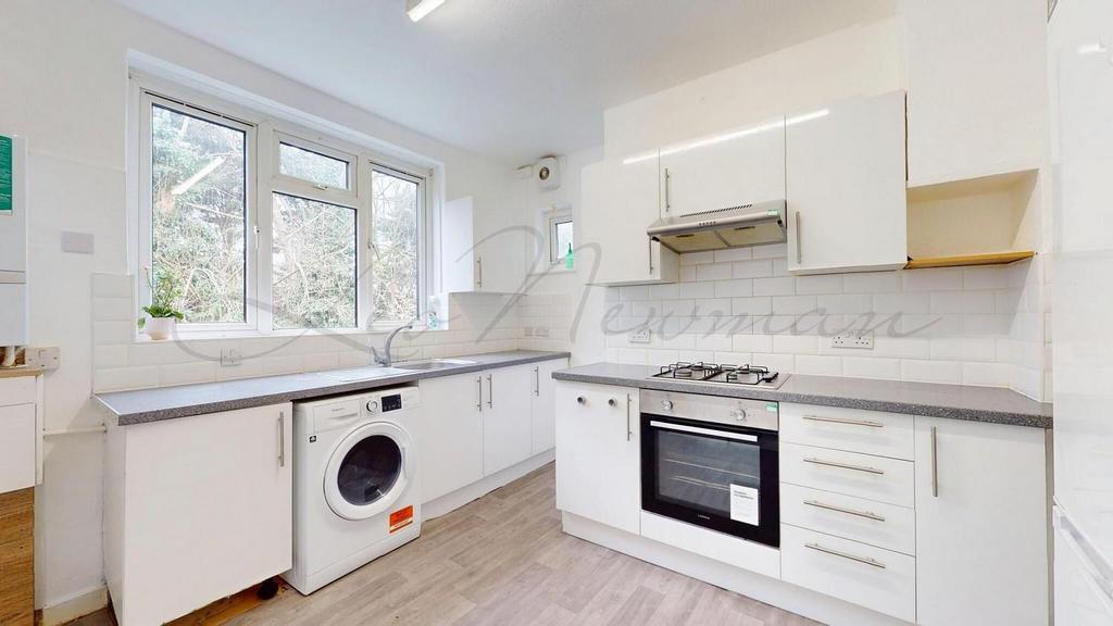 Watford Way, London, NW4 3 bed flat to rent - £1,700 pcm (£392 pw)