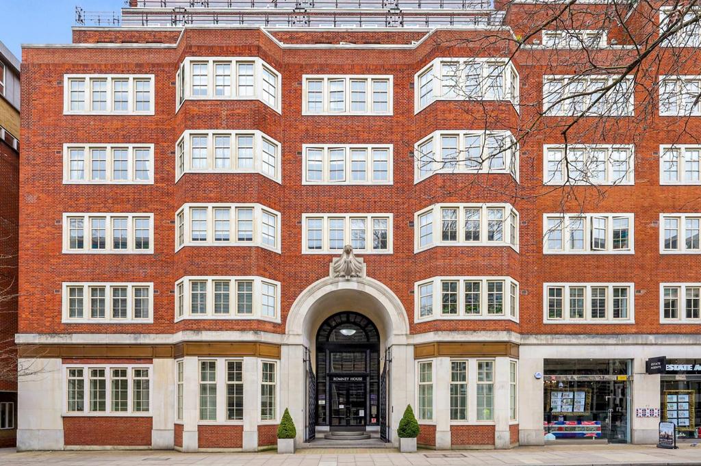 Romney House, Marsham Street, SW1P 2 bed apartment - £3,250 pcm (£750 pw)