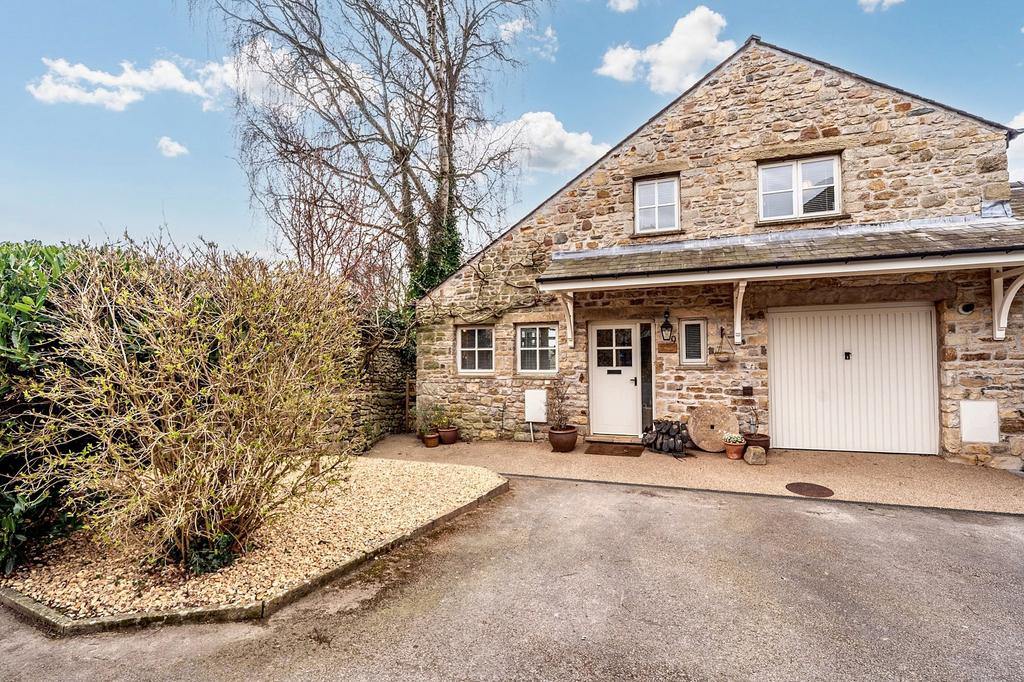 9 Melling Brow, Melling 3 bed link detached house for sale - £665,000