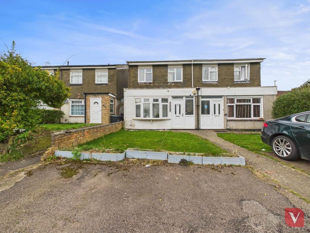 Hockwell Ring, Luton LU4 3 bed semi-detached house - £290,000