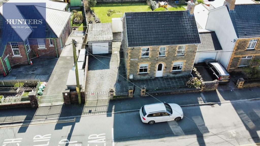 Wimborne Road, Pencoed, Bridgend 3 bed detached house - £315,000