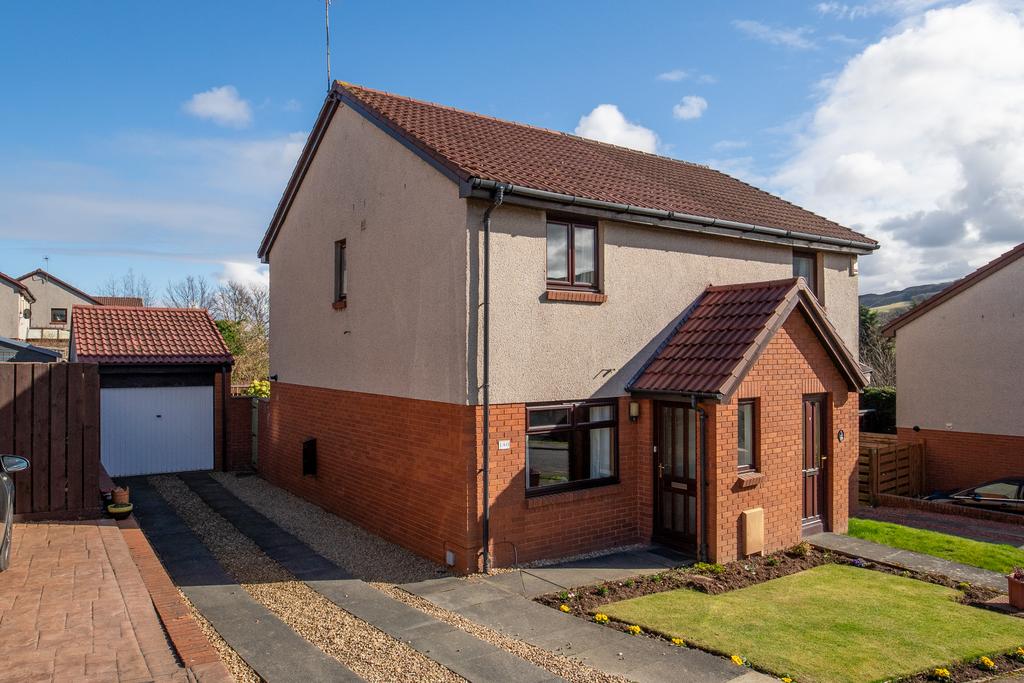 140 Swanston Muir, Edinburgh, EH10 7HY 3 bed semi-detached house - £260,000