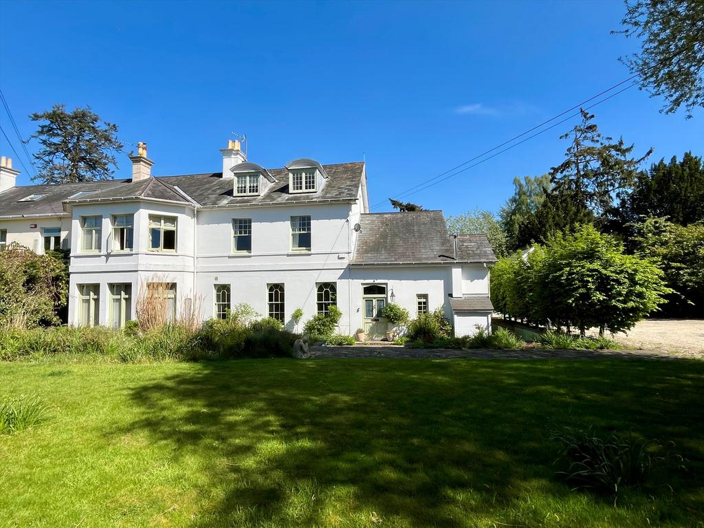 Lye Green, Crowborough, East Sussex, TN6 7 bed semi-detached house for ...