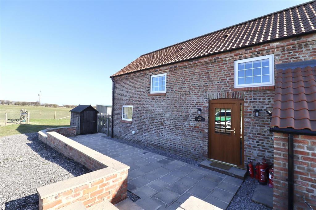Goodmanham Wold, Goodmanham 2 bed barn conversion - £1,050 pcm (£242 pw)