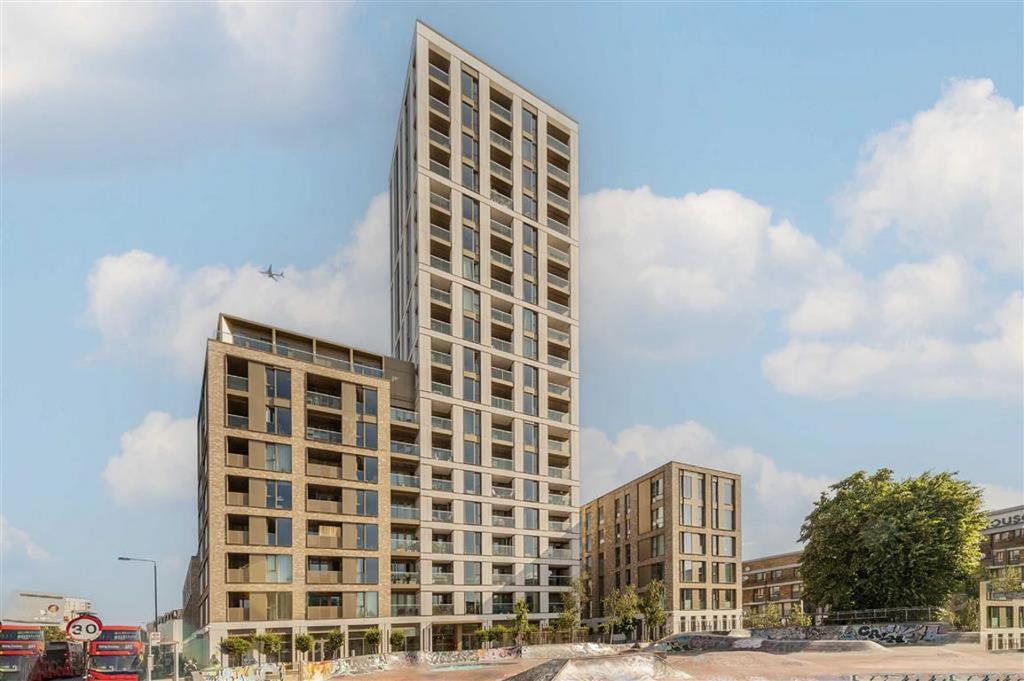 Stockwell Road, London SW9 1 bed flat - £465,000