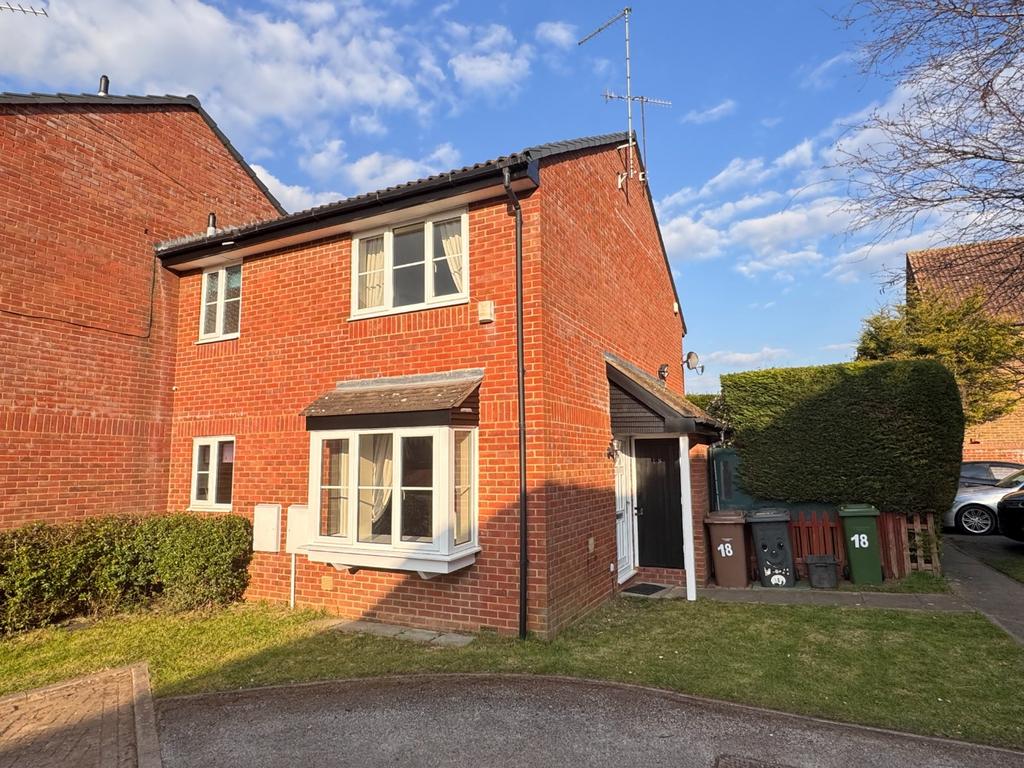 Spurcroft, Luton, Bedfordshire, LU3 4EG 1 bed semi-detached house to ...