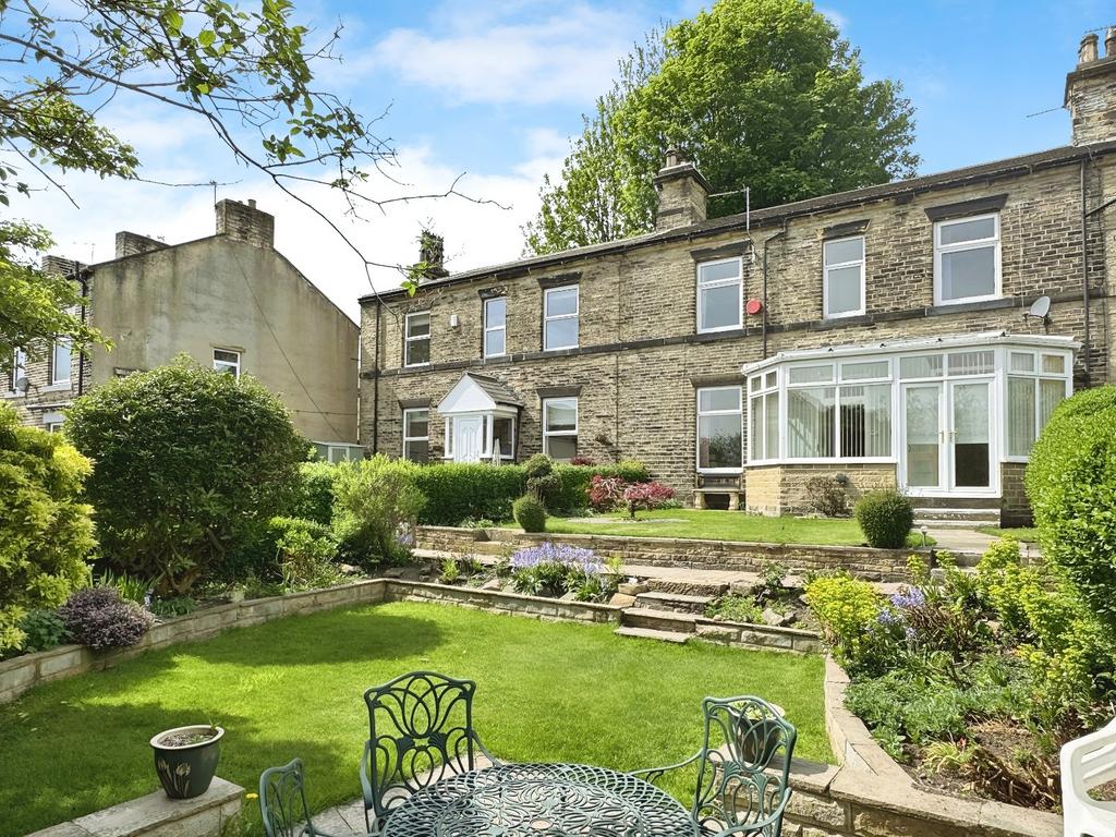 Ash Terrace, Cleckheaton, BD19 3 bed terraced house - £240,000