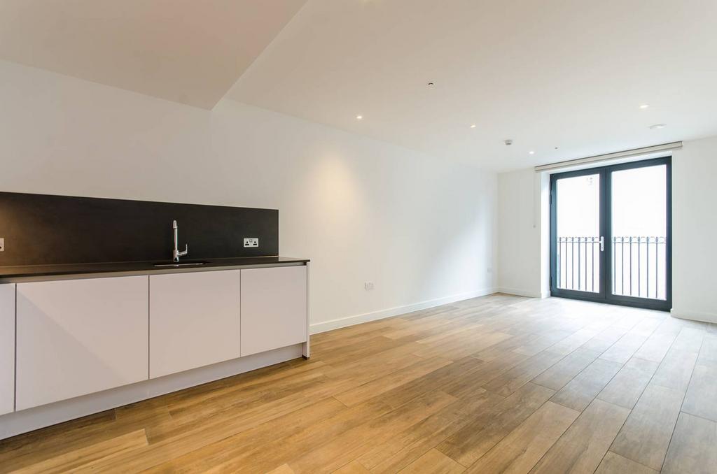 Three Colts Lane, Bethnal Green... 1 bed flat to rent - £2,750 pcm (£ ...
