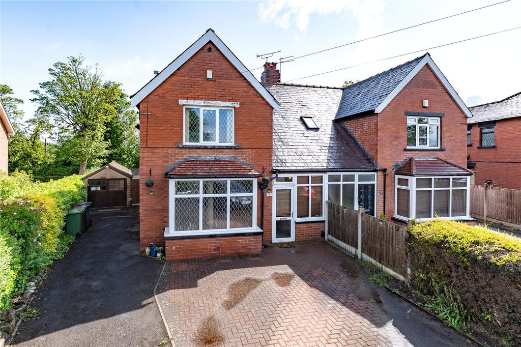 King Lane, Leeds, West Yorkshire 4 bed semi-detached house - £450,000