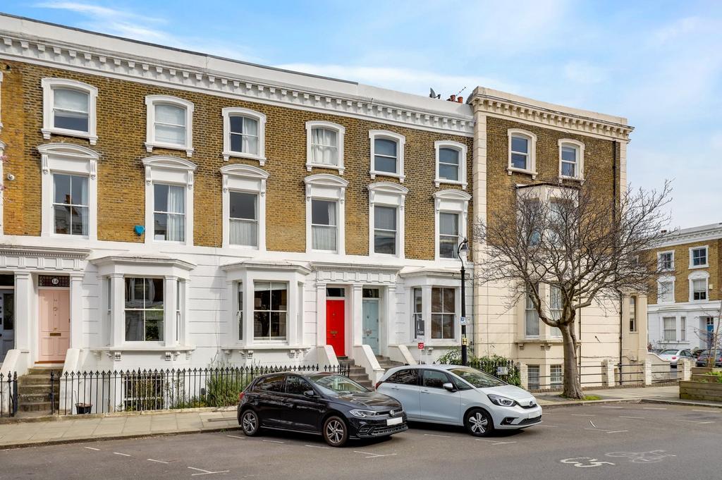 Aldebert Terrace, London SW8 1 bed maisonette for sale - £415,000