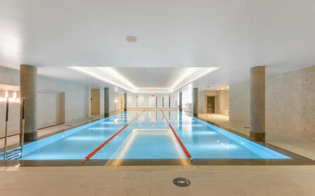 Arches Lane, London, SW11 2 bed apartment - £6,000 pcm (£1,385 pw)