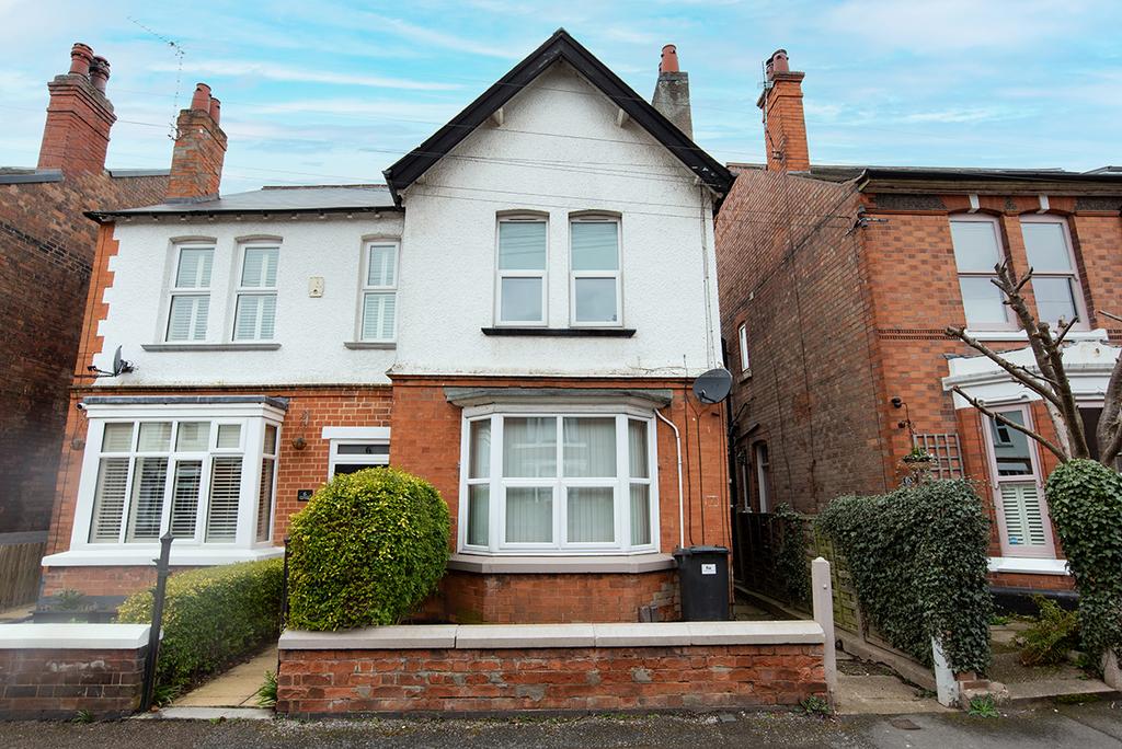 Charlton Avenue, Nottingham NG10 2 bed block of apartments for sale - £ ...