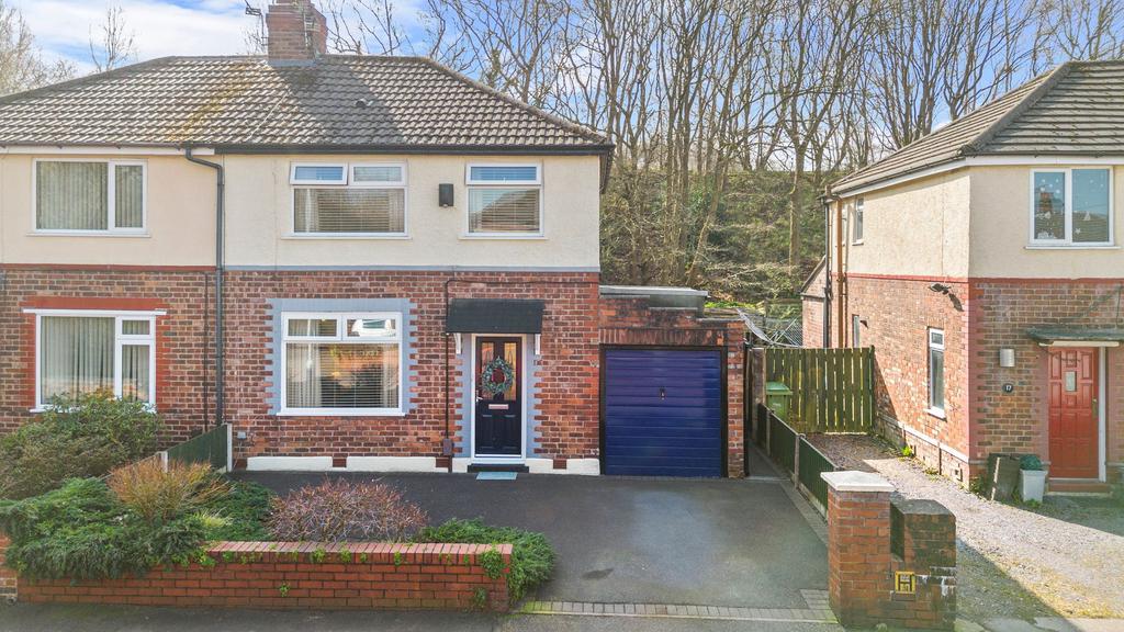 Maple Grove, Warrington, WA4 3 bed semi-detached house for sale - £210,000