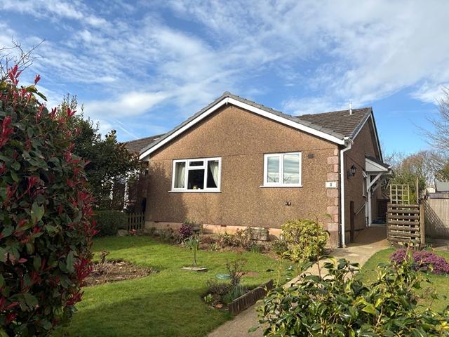 Louis Way, Dunkeswell EX14 2 bed semi-detached bungalow - £199,950