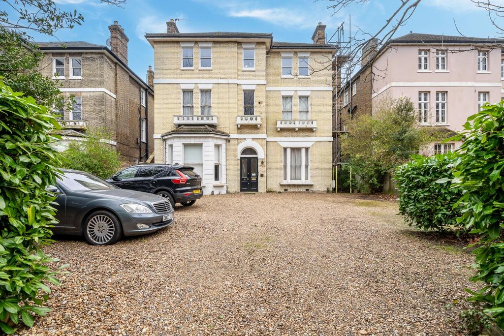 56 St. Johns Park, Greater London SE3 1 bed flat - £1,650 pcm (£381 pw)
