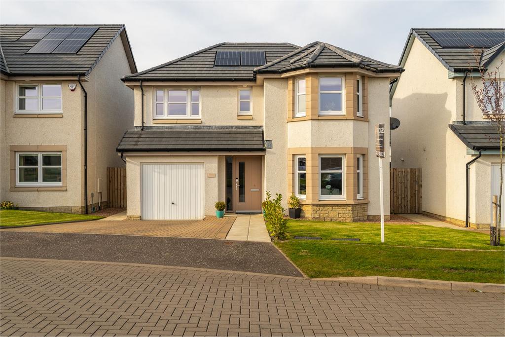 Longwall Gardens, Uphall Station 4 bed detached house - £365,000