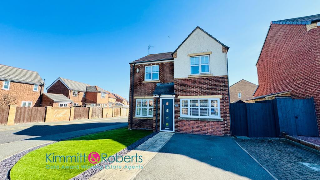 Goswick Way, Seaham, Durham, SR7 3 bed detached house - £325,000