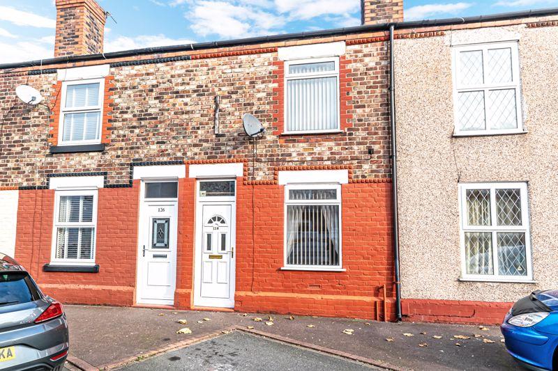 Oldham Street, Latchford 2 bed terraced house to rent - £800 pcm (£185 pw)