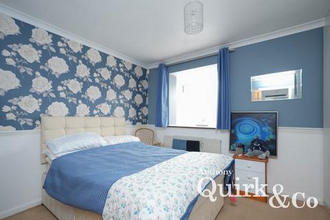 Houses for sale in Tilbury | OnTheMarket