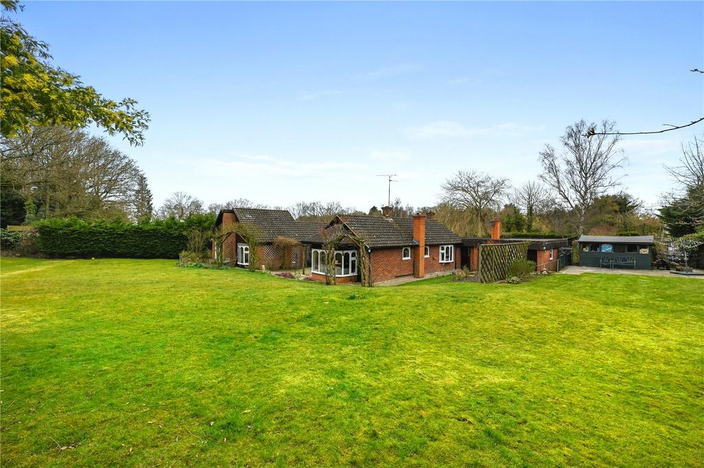 Little Baddow Road, Danbury... 5 bed bungalow for sale - £1,200,000