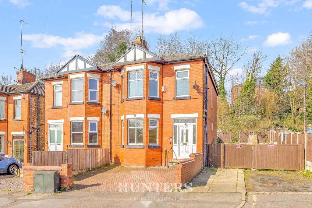 Rochdale Road, Manchester 3 bed semi-detached house - £325,000
