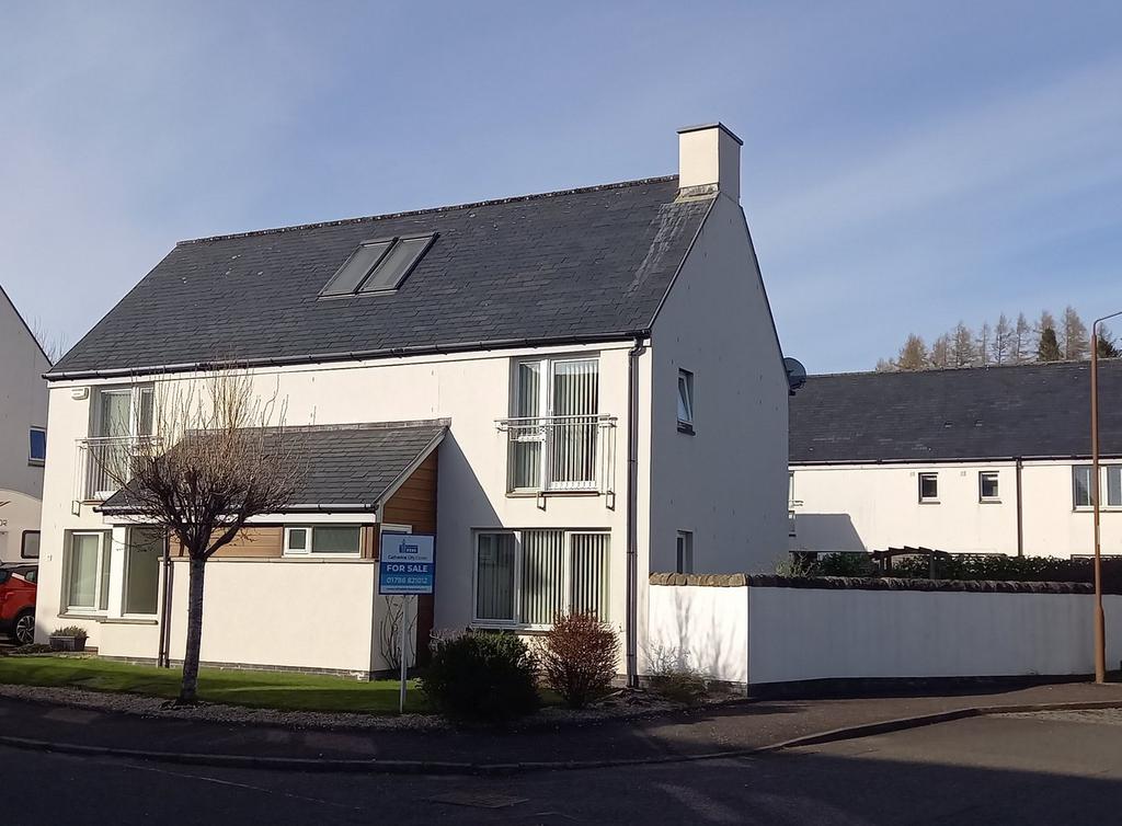 Robertson Way, Callander, FK17 4 bed detached house for sale - £359,000