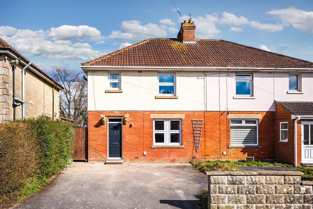 Pans Lane, Devizes 3 bed semi-detached house - £399,950