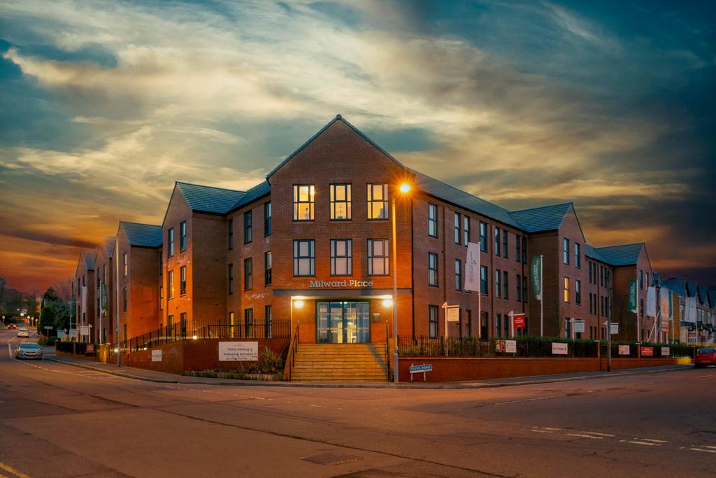 Clive Road, Redditch B97 1 bed retirement property - £1,200 pcm (£277 pw)