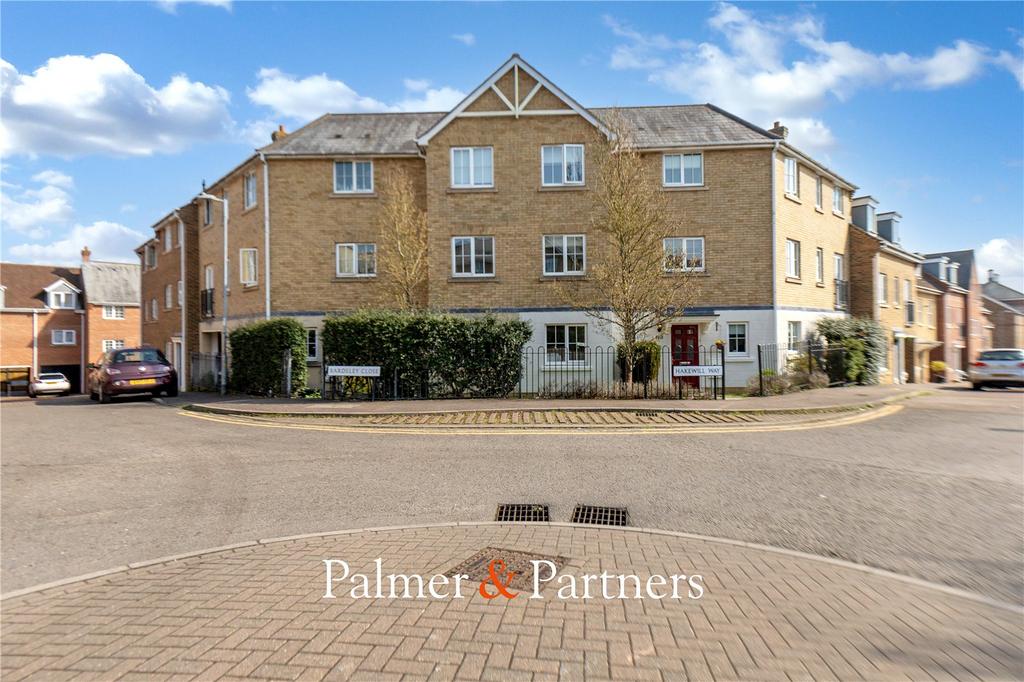 Hakewill Way, Colchester, Essex, CO4 5 bed terraced house for sale - £ ...
