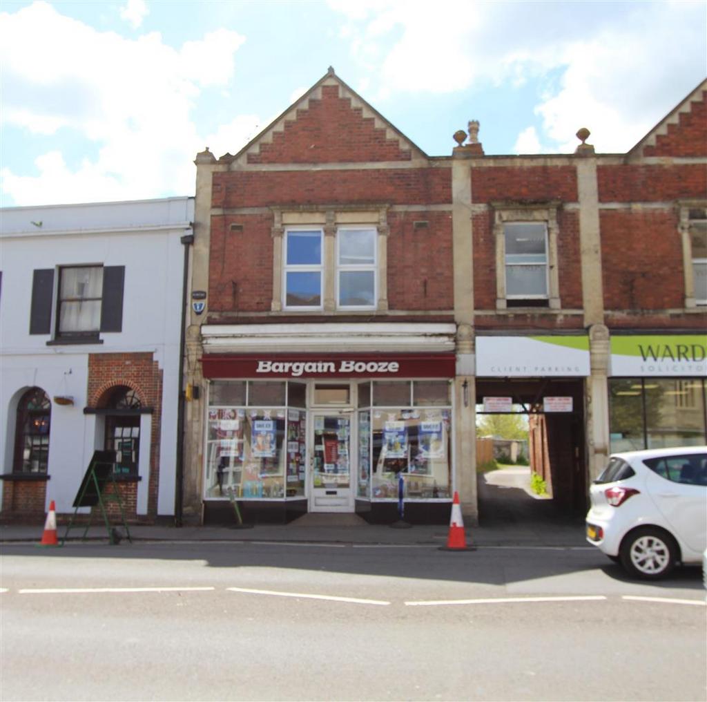 High Street, Keynsham, Bristol, BS31 1DQ 2 bed apartment - £1,275 pcm ...