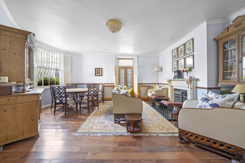 Charlwood Street, London, SW1V 3 bed flat for sale - £1,795,000