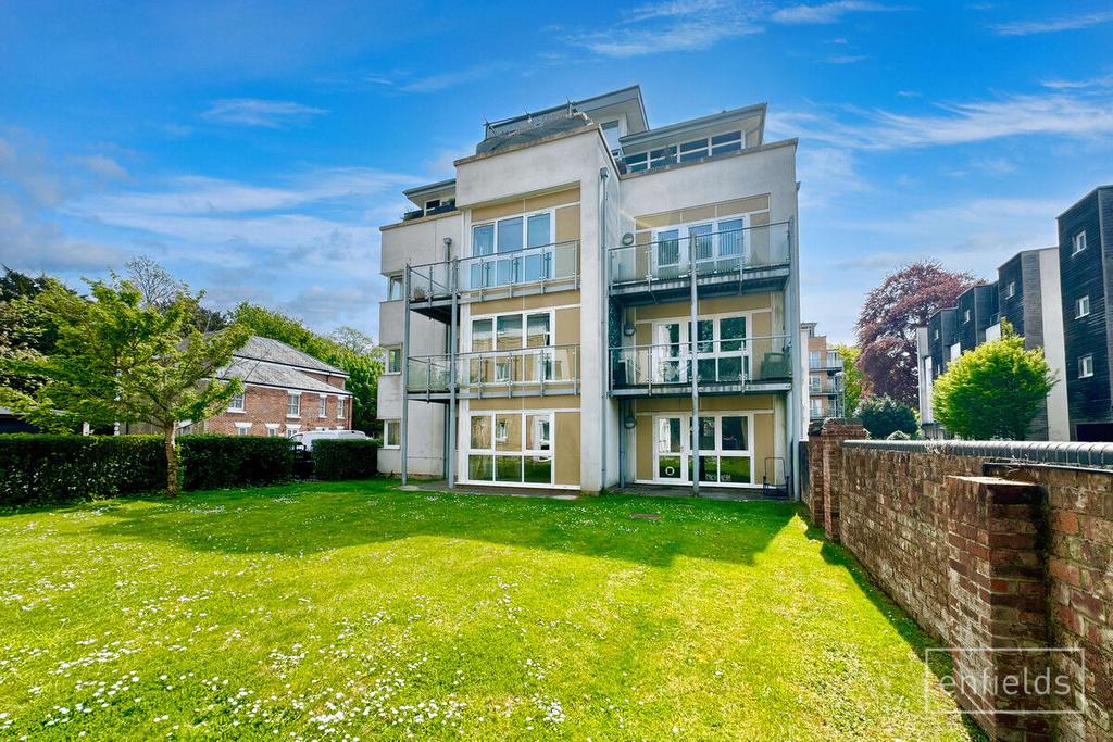 Southampton SO15 2 bed apartment for sale - £175,000