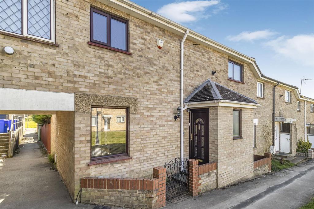 Elmdon Place, Haverhill CB9 3 bed house for sale - £229,950
