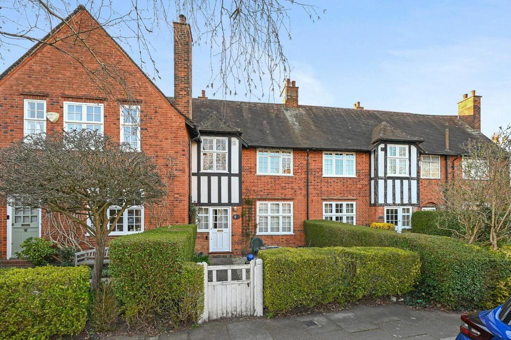 Holyoake Walk, Ealing W5 3 bed house for sale - £850,000
