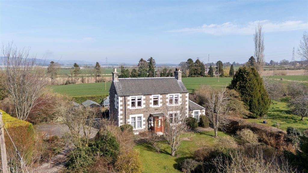 Station Road, Abernethy, Perth 3 bed detached house for sale - £475,000