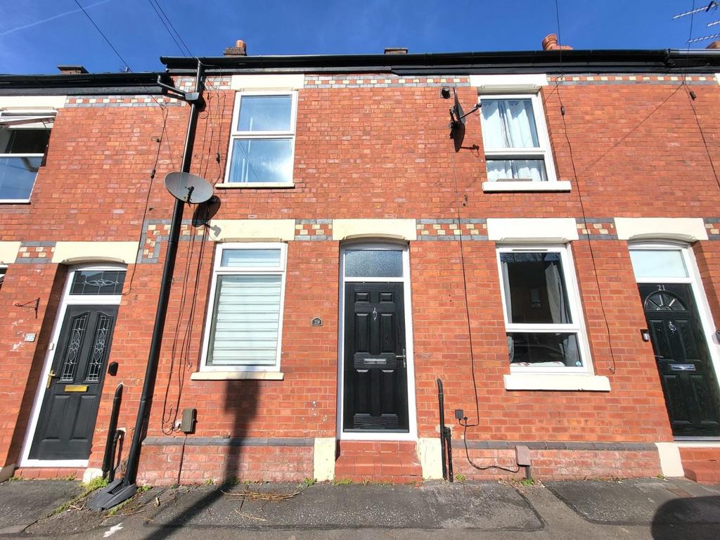 Oxford Way, Heaton Norris, Stockport... 2 bed terraced house - £1,000 ...