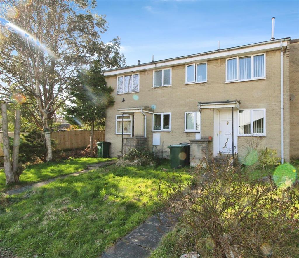 Hatton Close, Bradford BD6 1 bed terraced house - £80,000