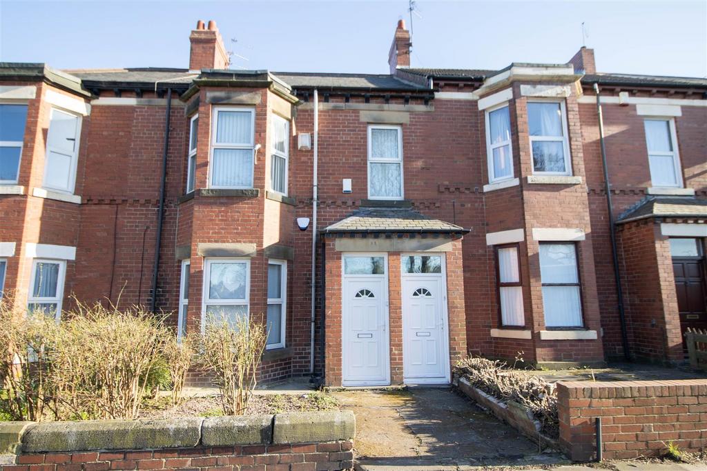 Salters Road, Gosforth 2 bed flat - £850 pcm (£196 pw)