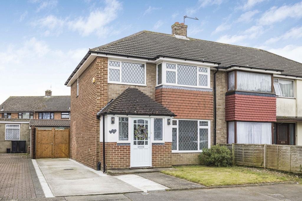 Tamesis Strand, Gravesend, DA12 3 bed semi-detached house for sale - £ ...