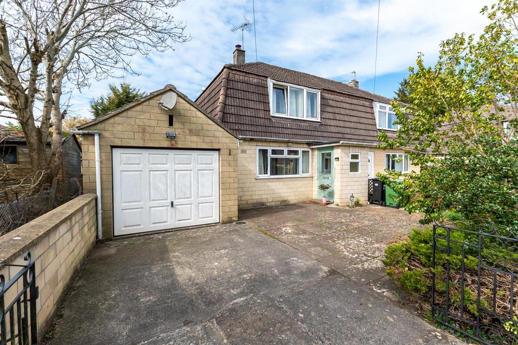 Queens Drive, Bath 3 bed semi-detached house - £300,000