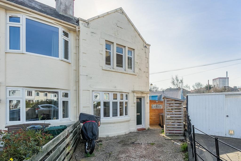 Prospect Bank Gardens, Leith Links... 2 bed terraced house - £310,000
