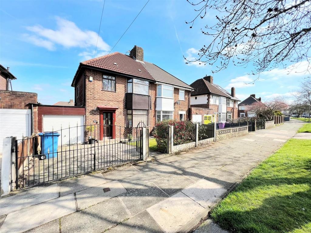 Score Lane, Childwall, Liverpool 3 bed semi-detached house for sale - £ ...