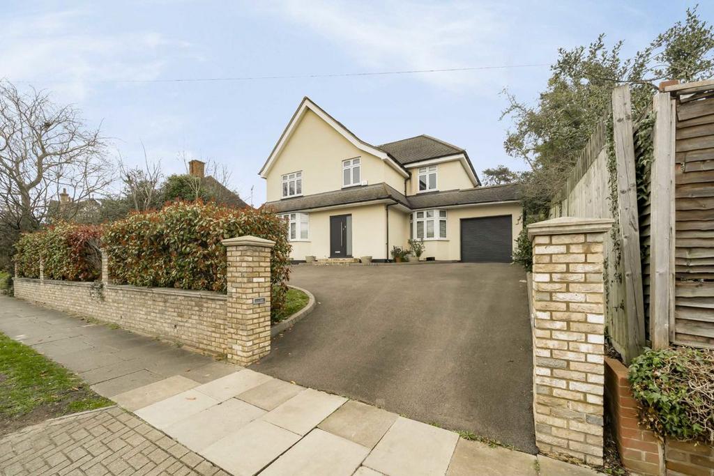 Park Road, Barnet EN4 5 bed house to rent - £5,500 pcm (£1,269 pw)