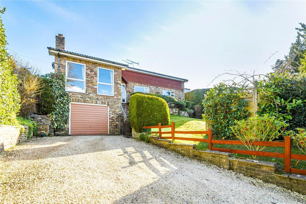 Drove Lane, Cold Ash, Thatcham... 3 bed bungalow for sale - £595,000