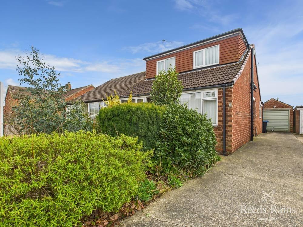 Thinford Gardens, North Yorkshire TS5 3 bed bungalow - £182,750