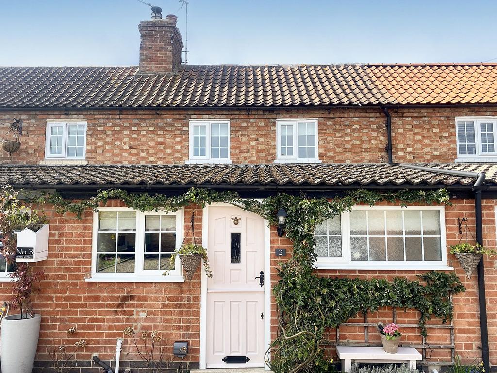 The Posts, Cropwell Butler, NG12 2 bed cottage for sale - £220,000